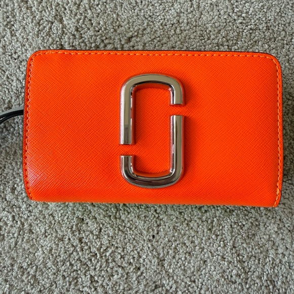 Marc Jacobs | Bags | Marc Jacobs Orange Wallet With Silver Logo | Poshmark